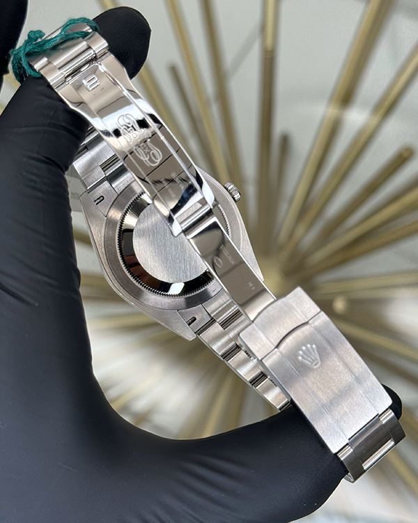 No Reserve - 2024 Rolex Oyster Perpetual 41MM Green Dial Oyster Bracel ...