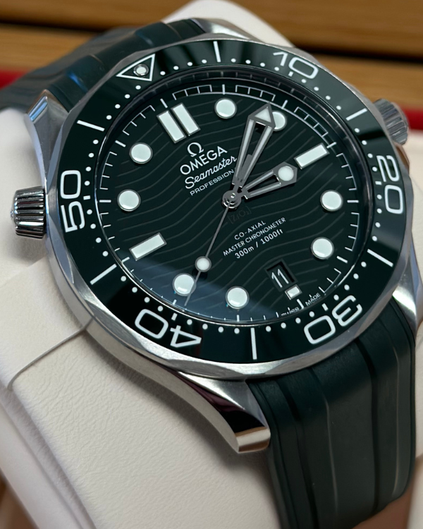 2022 Omega Seamaster ‘Seaweed’ Diver 300M 42MM Rubber Strap Green Dial ...