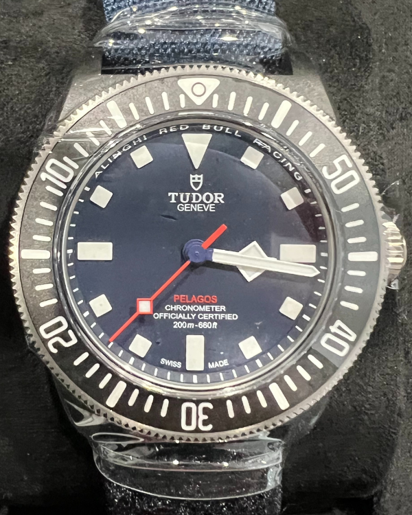 2023 Tudor Pelagos FXD 42MM Blue Dial Textile Strap (25707KN) – Grailzee