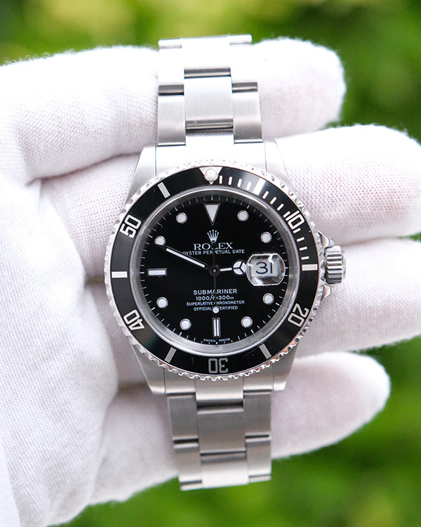 2002 Rolex Submariner Date 40MM Black Dial Oyster Bracelet (16610 ...