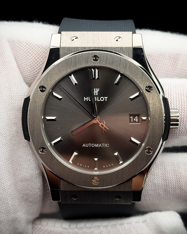 2020 Hublot Classic Fusion 45MM Grey Dial Rubber Strap (511.NX.7071.LR ...