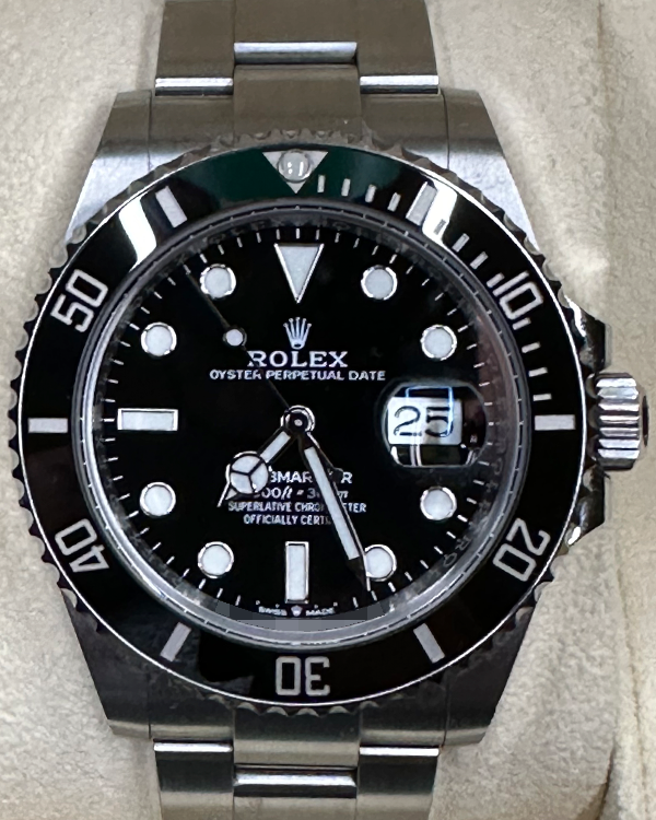 2023 Rolex Submariner Date 41MM Black Dial Oyster Bracelet (126610LN ...