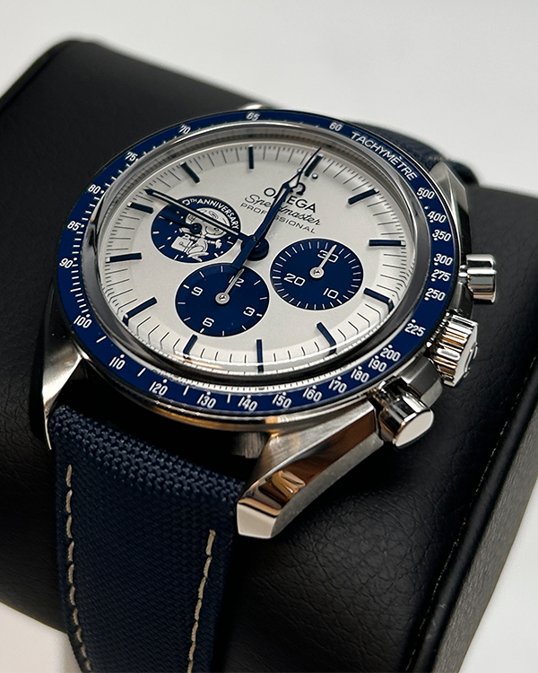 2023 Omega Speedmaster “Silver Snoopy Award” 42MM Silver Dial Textile ...