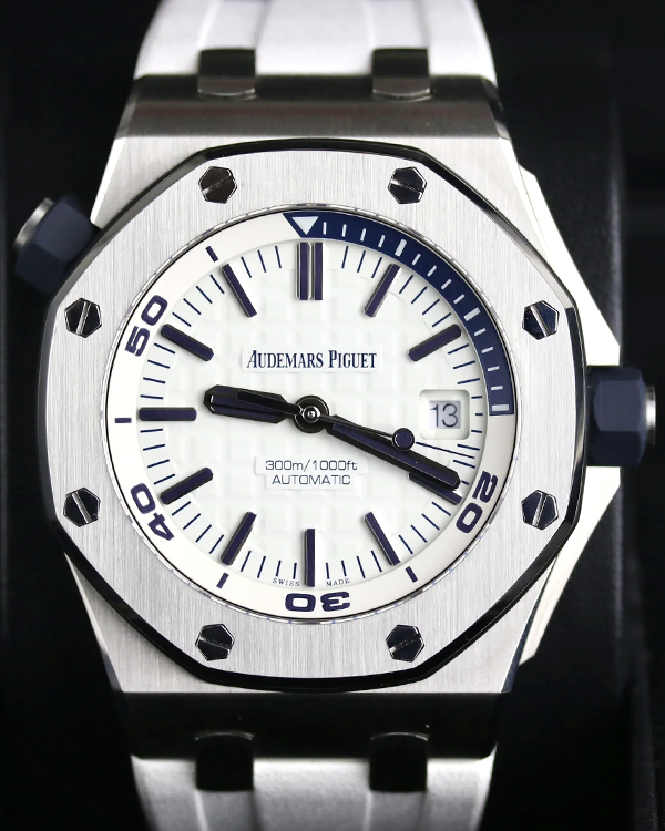 Audemars Piguet Royal Oak Offshore Diver 42MM White Dial Rubber Strap ...