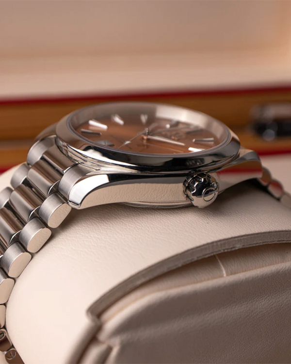 2023 Omega Seamaster Aqua Terra Shades 38MM Saffron Dial Steel Bracele ...