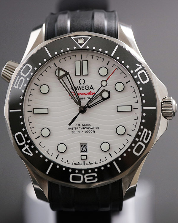 2024 Omega Seamaster Diver 300M 42MM White Dial Rubber Strap (210.32.4 ...