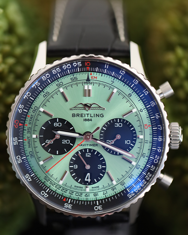 2022 Breitling Navitimer B01 43MM Green Dial Leather Strap (AB0138 ...