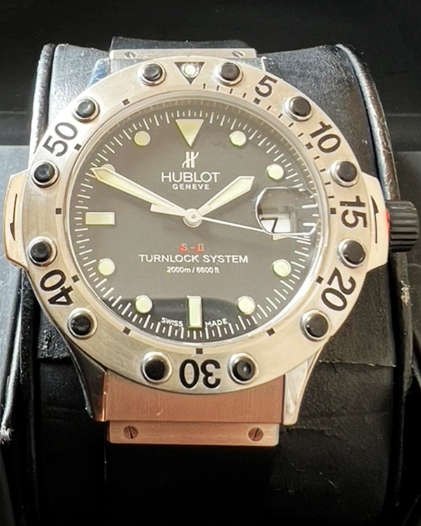 Hublot Divers Turnlock S-II Diver 1951 42MM Black Dial Rubber Strap (1 ...