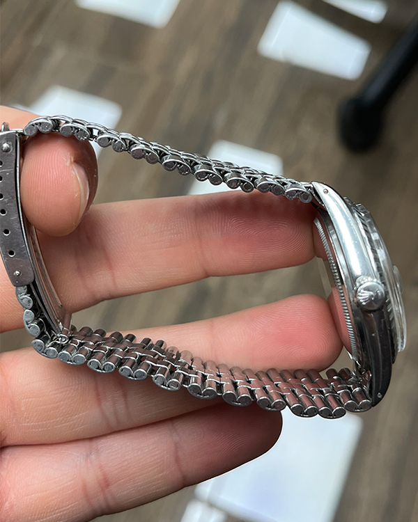 Rolex Datejust 36MM Silver Linen Dial Jubilee Bracelet (1603) – Grailzee