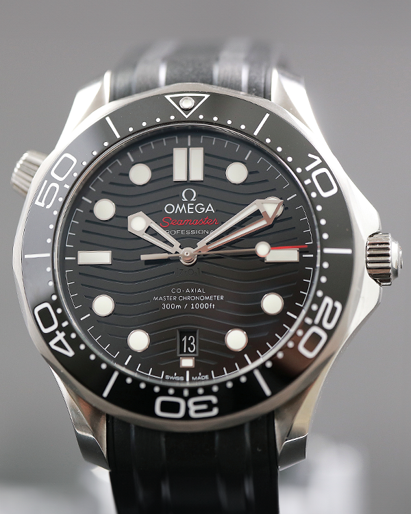 2024 Omega Seamaster Diver 300M 42MM Black Dial Rubber Strap (210.32.4 ...
