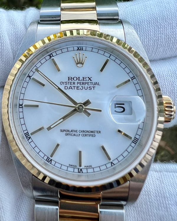 2004 Rolex Datejust 36MM White Dial Two-Tone Bracelet (16233) – Grailzee