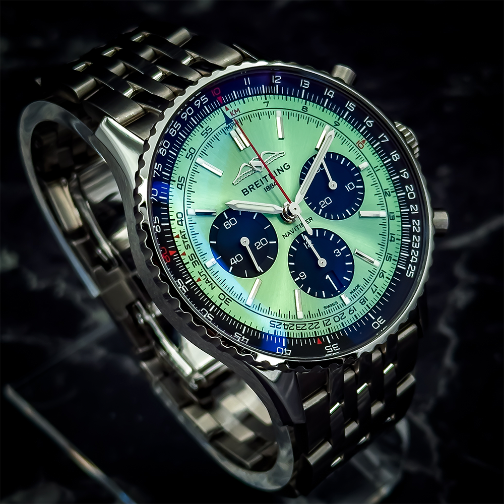 2023 Breitling Navitimer 1 B01 Chronograph 43MM Green Dial Steel Brace ...