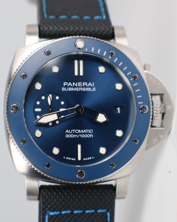 2021 Panerai Submersible "Blu Notte" 42MM Blue Dial Textile Strap (PAM ...