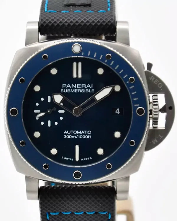 Panerai Submersible "Blu Notte" 42MM Blue Dial Textile Strap (PAM01068 ...