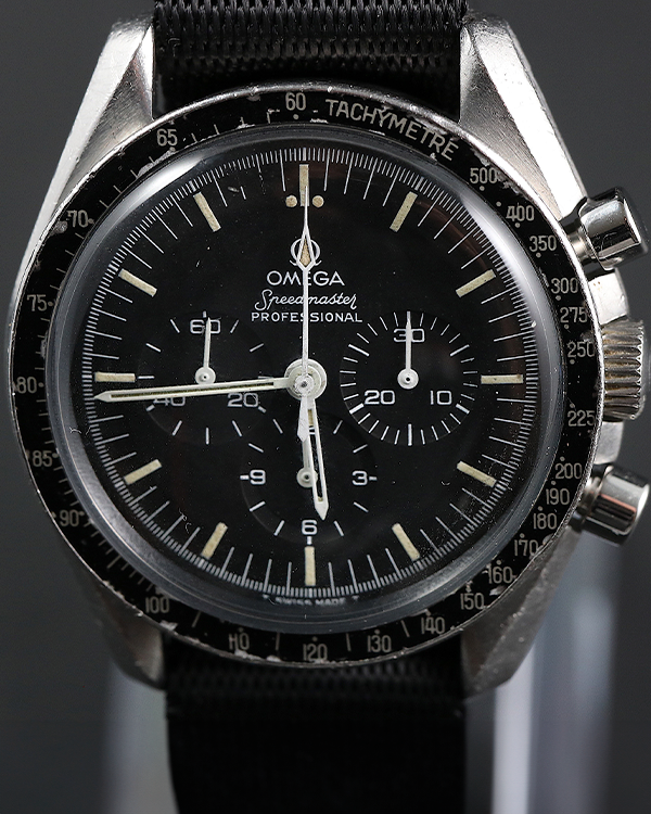1976 Omega Speedmaster Professional Moonwatch 42MM Black Dial Textile ...